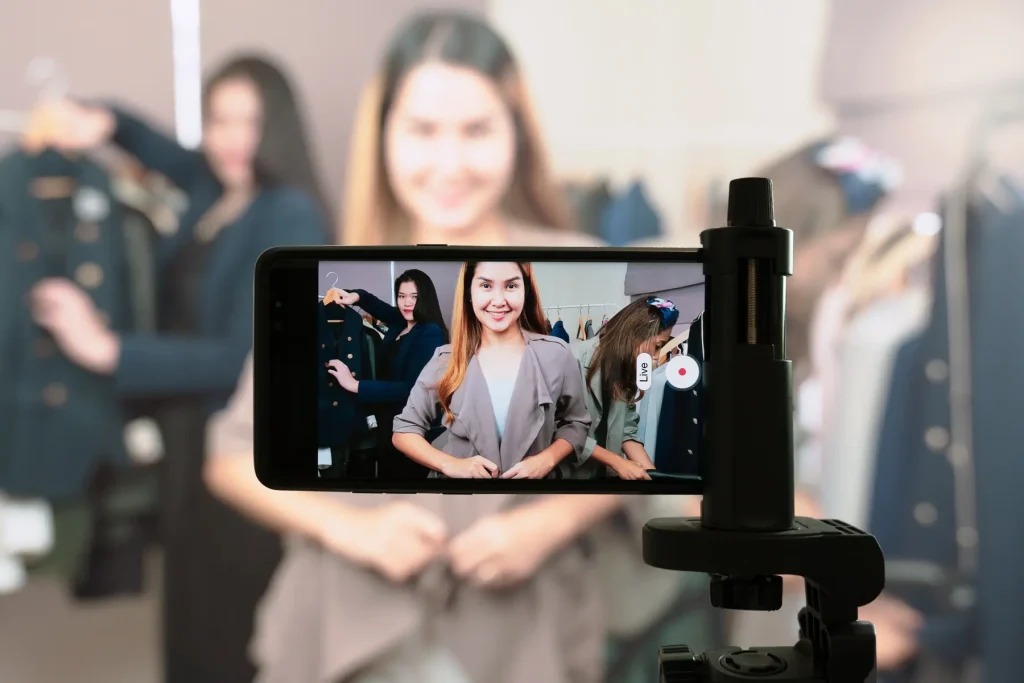 Formations en Communication | Bleu Poussin